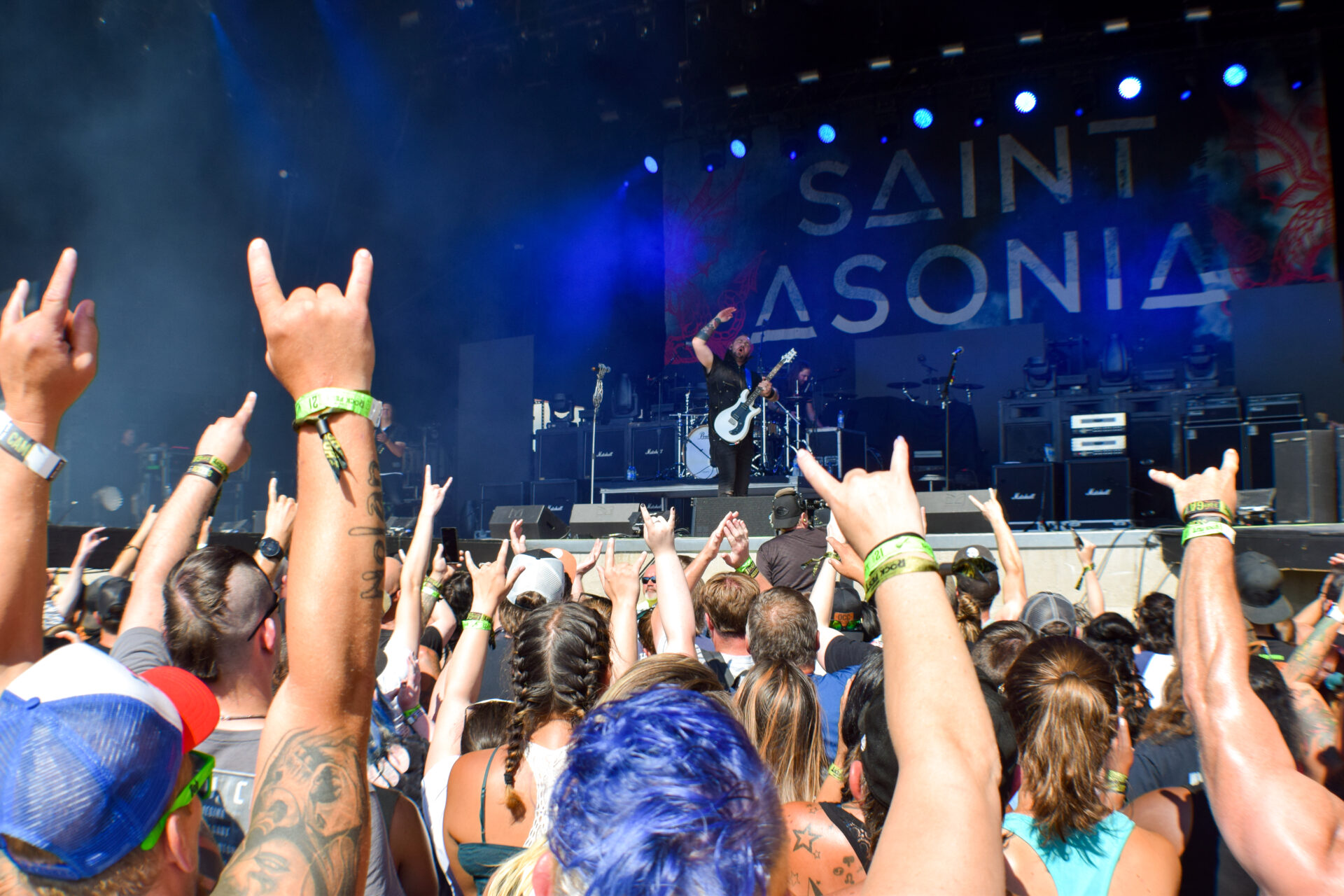 The Rookie's Guide to Rock Fest - Around the 715